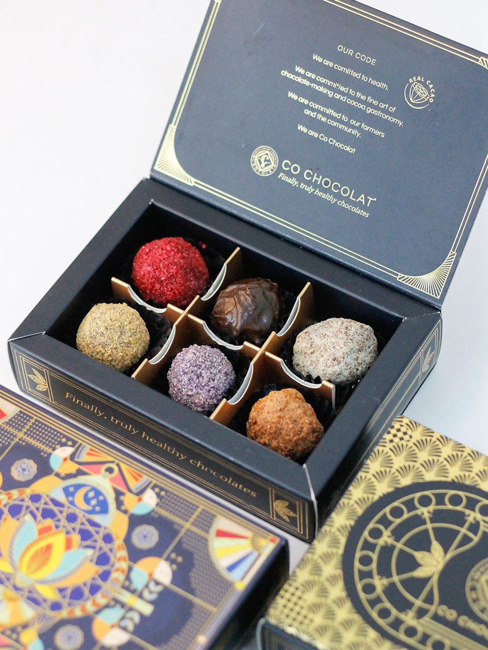 Mini Art Deco Box | Premium Dates & Chocolate Gift Box | Dubai | UAE ...